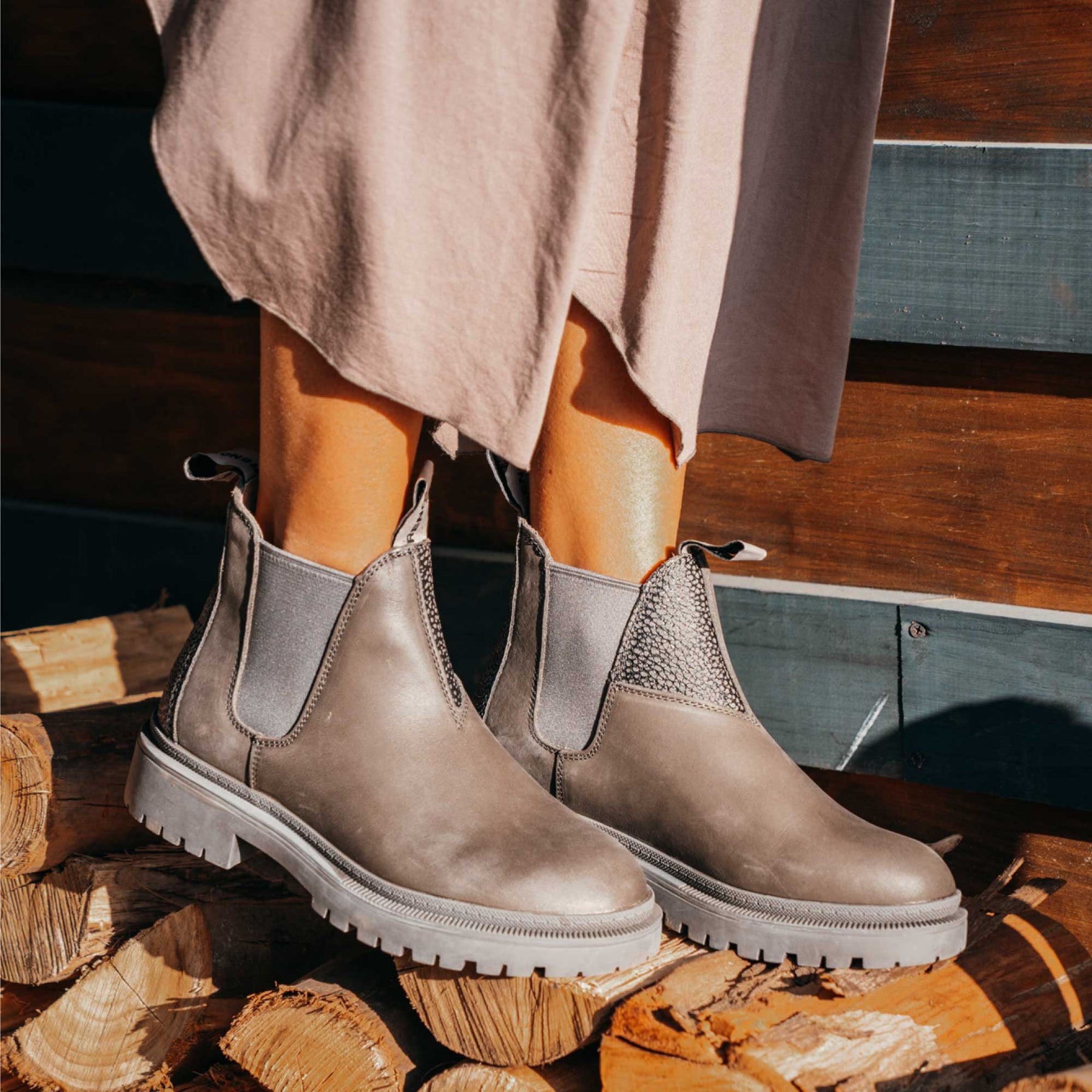 Botín Impermeable Chelsea Gris Mujer Waterproof - Renox – Renox Chile